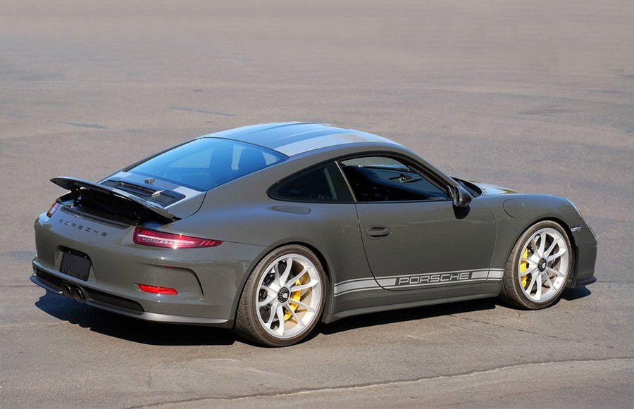 2016 Porsche 911R - The Speed Journal