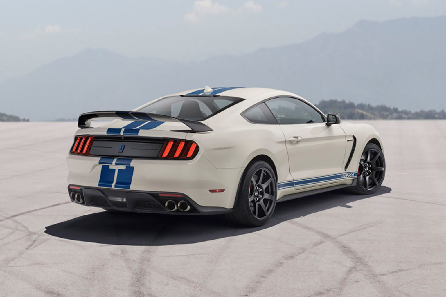 Limited-Edition Shelby GT350, GT350R Heritage Edition Package