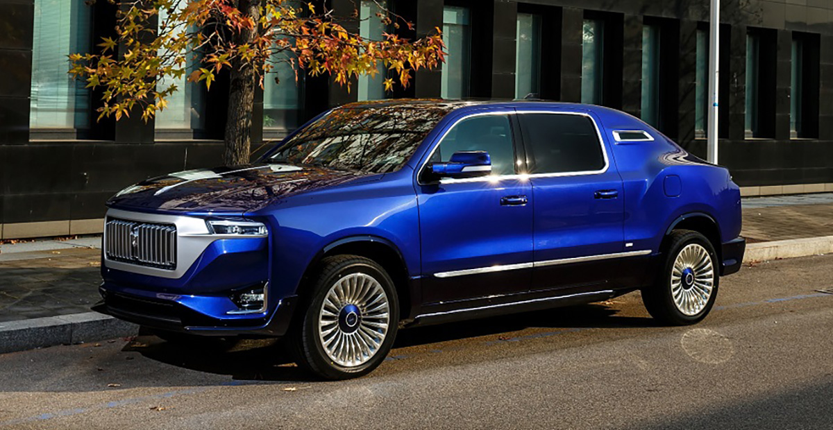 Every Aznom Palladium Hyper-Limousine Will Be Monitored 24/7