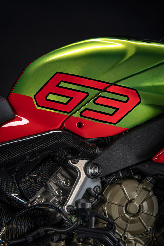 Ducati Streetfighter V4 Lamborghini: the Perfect Synthesis of Italian ...
