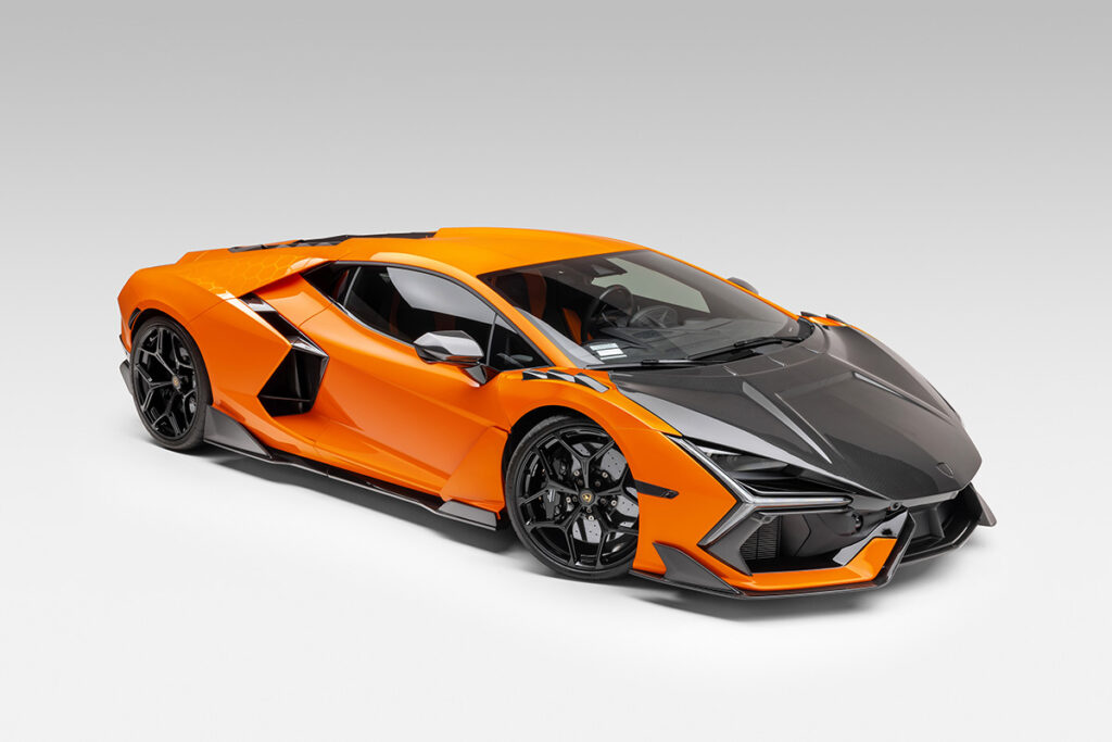 Carbon Obsession: Vorsteiner’s Full-Throttle Carbon-Fiber Assault on the Lamborghini Revuelto
